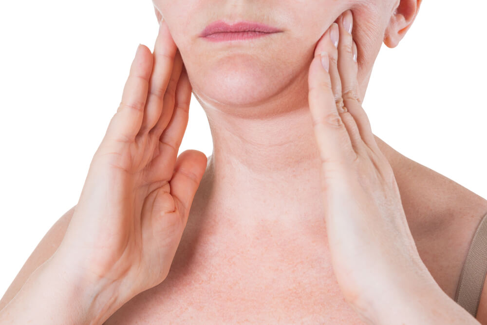 Dites adieu au double menton gênant avec ces exercices simples ...